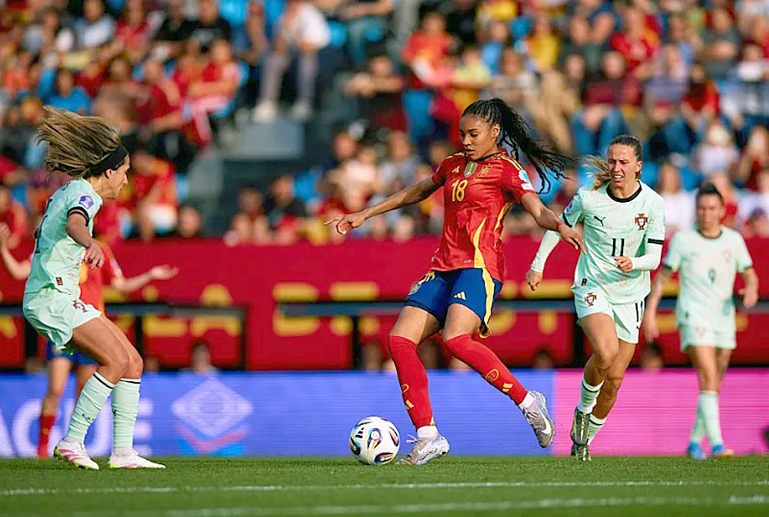 Προγνωστικά Βάλλας: Τις χωρίζει άβυσσος… - Betcosmos